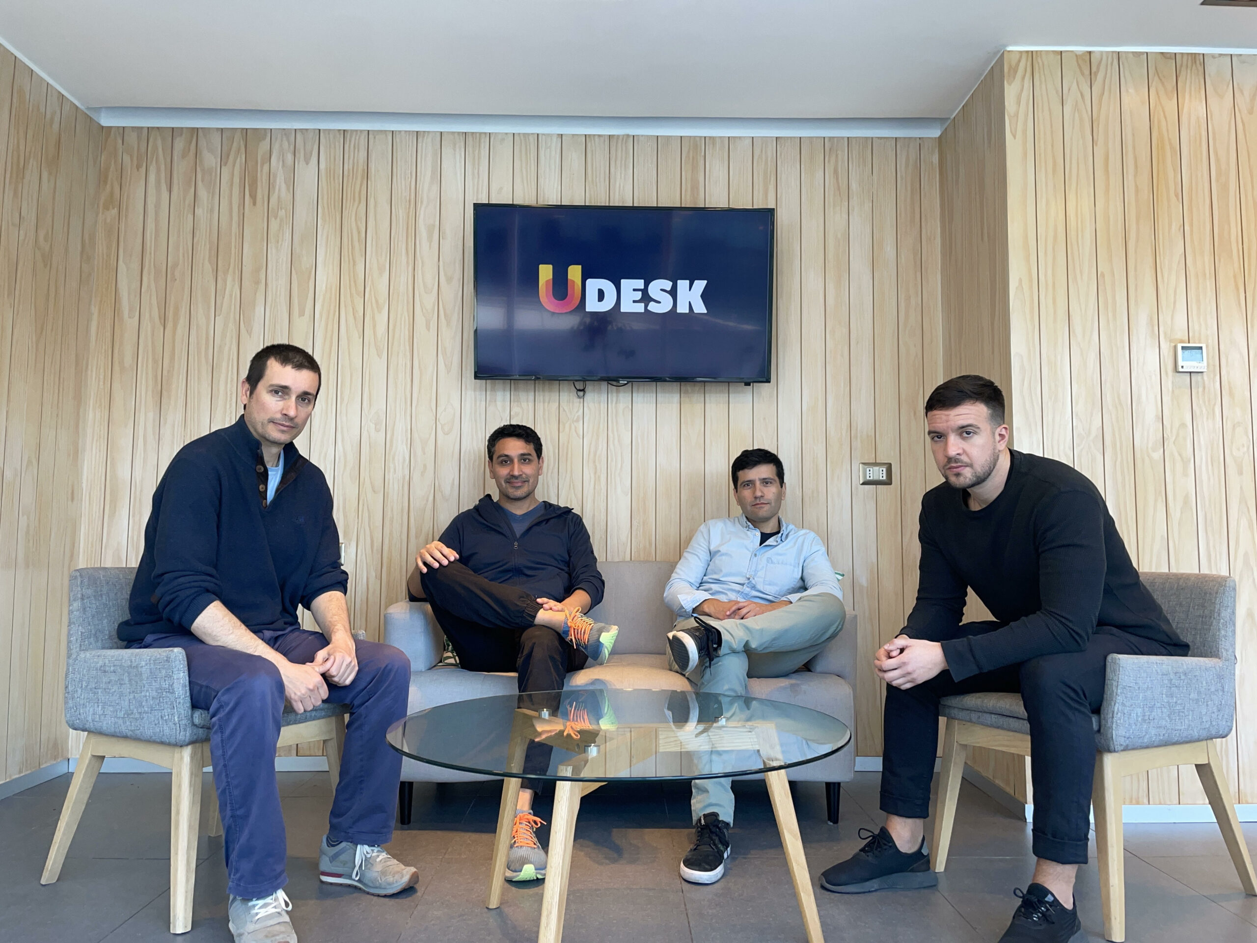 Udesk: Plataforma facilita el trabajo híbrido a empresa y trabajadores - Startups Latam